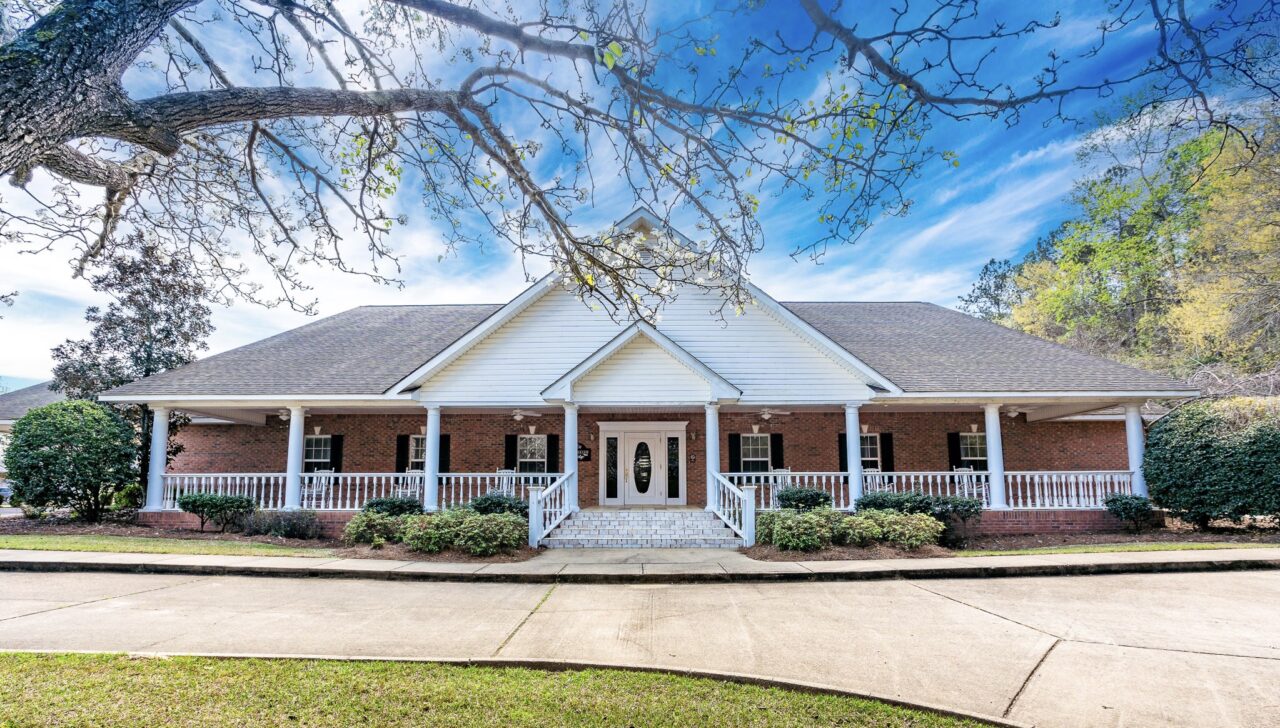 Covington Ridge Retirement Home | Retirement Home | Independent, Senior ...